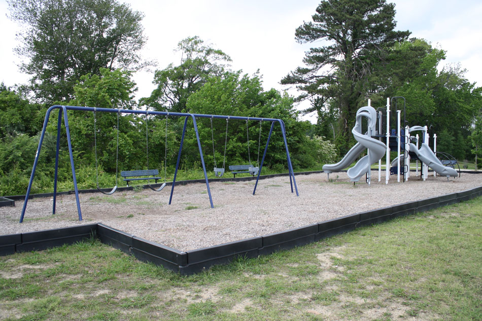 Town Park, Briarfield Rd Hampton, VA 23669 Community